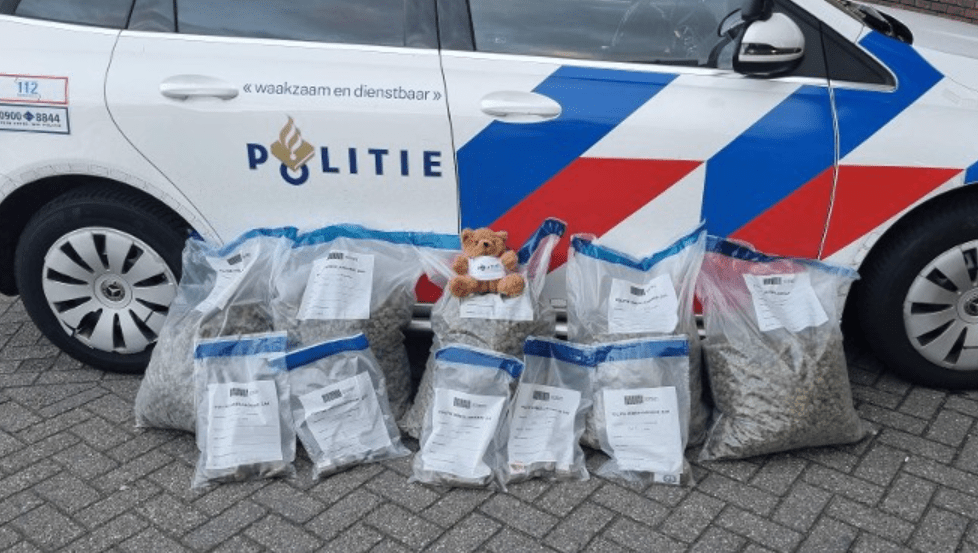 Signalen van drugshandel in bos leiden naar tienduizenden euro’s aan ...